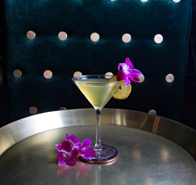 Cocktails to Celebrate the ROYAL WEDDING! – Tipsy Diaries